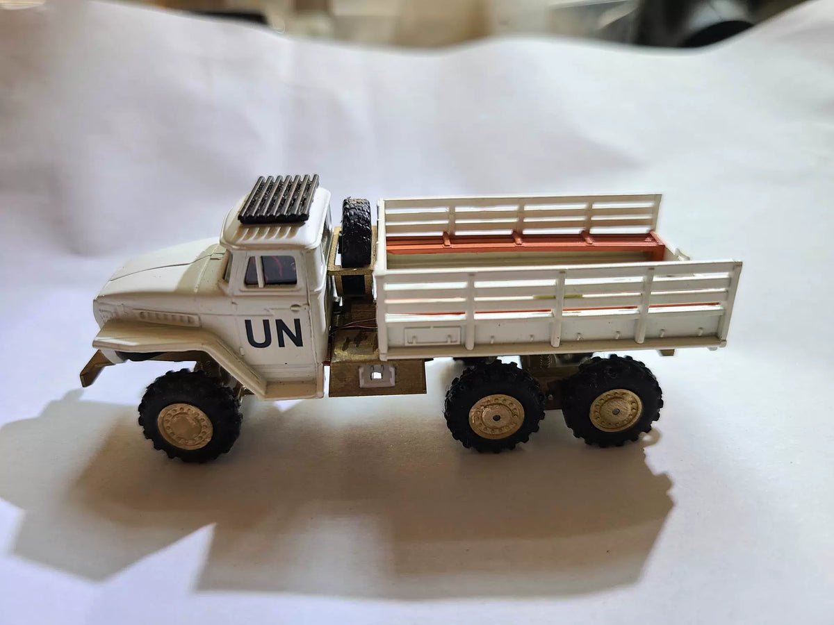 1/87 Ural 6x6 Brass Chassis Static Refitted RC – VAJJEXRC